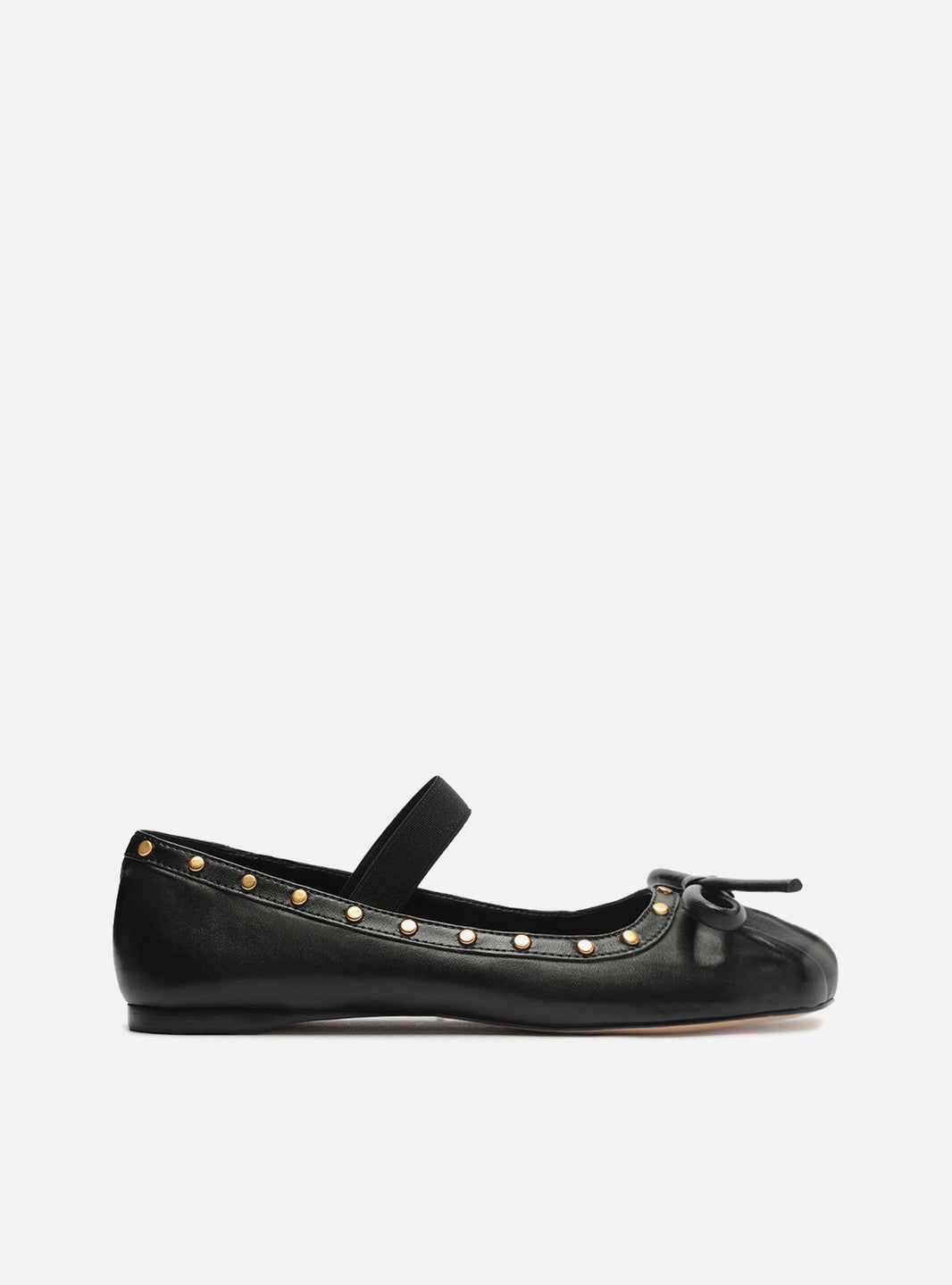 New In: Check out our latest shoes and collections - Arezzo